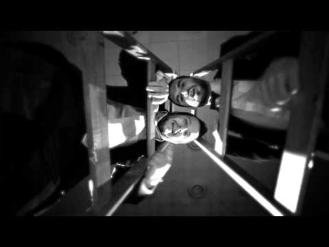 Rosencrantz és Guildenstern él! - Zakkant srác