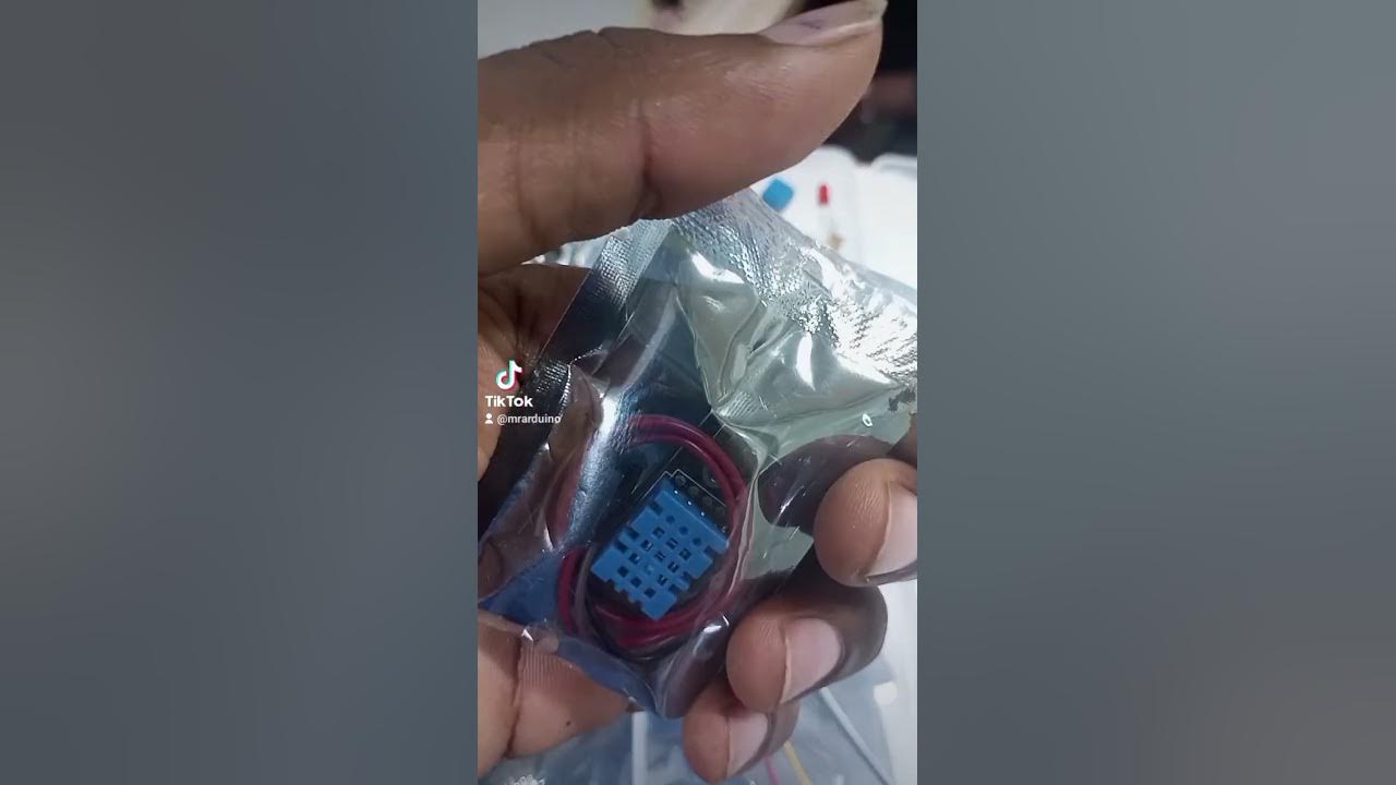 Arduino Starterkits in Kenya - YouTube