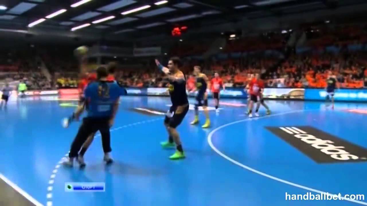 incredible handball goalkeeper - YouTube