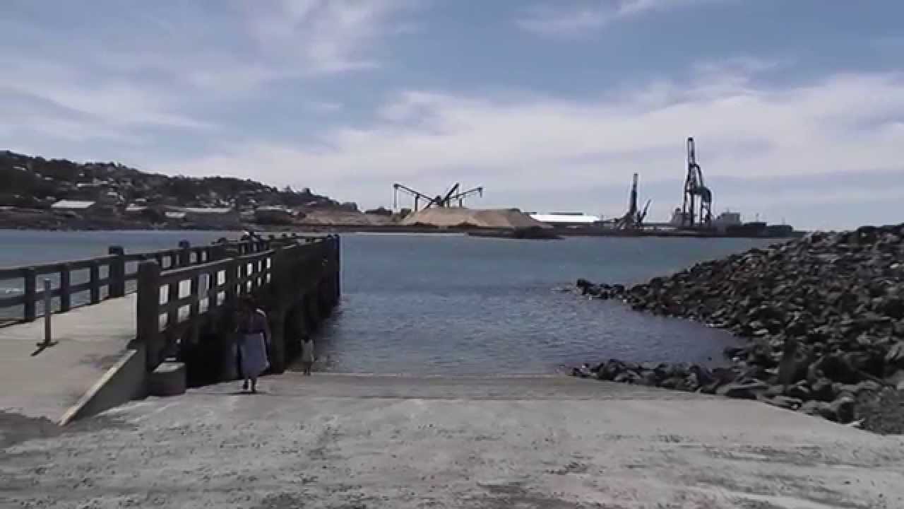 Emu Bay Boat Ramp at Breakwater - YouTube