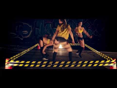 Los 2Notas - Agachaita (Official Music Video)