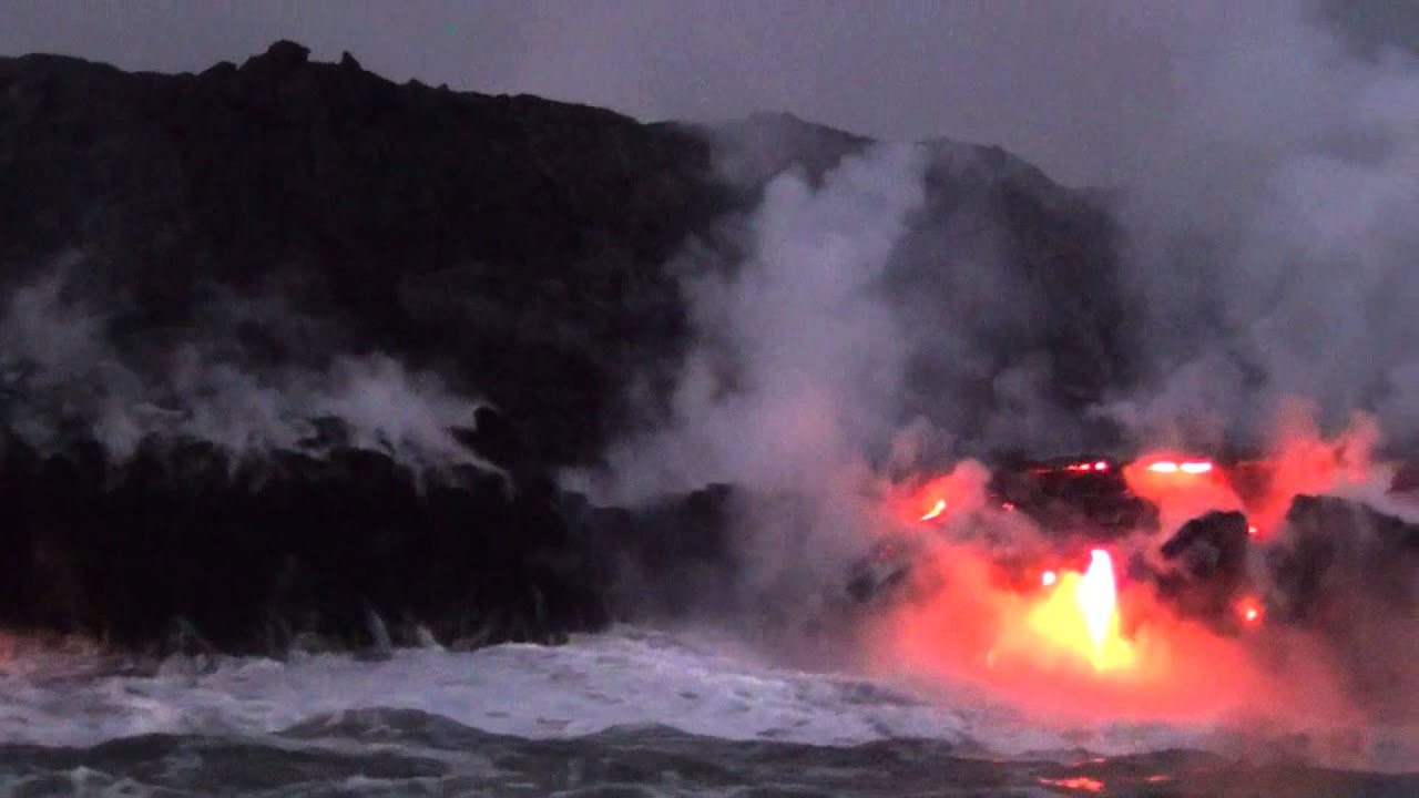 Lava meets sea in Hawai'I at the Volcanoes National Park - YouTube