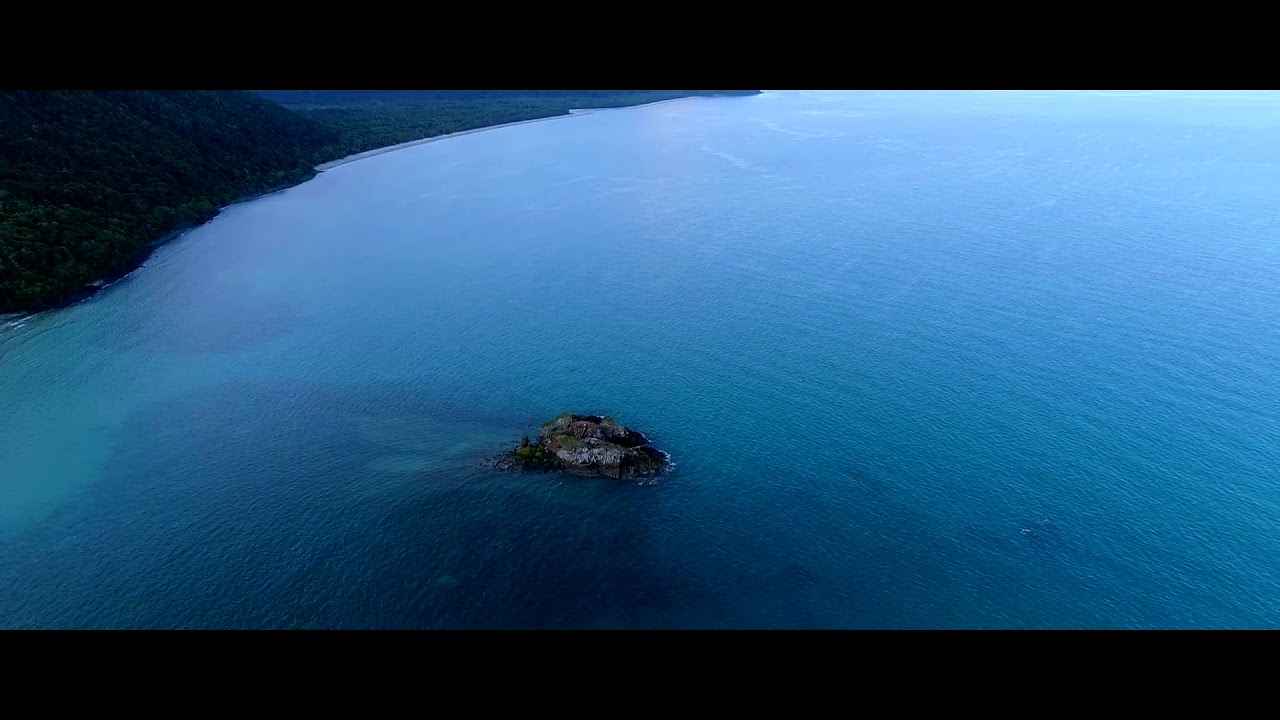 Thornton Beach | Northern Queensland Australia - YouTube