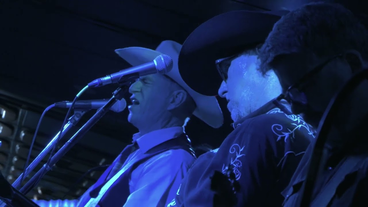 Hey Steven (feat. John Kennedy and The New Originals) - John Kennedy ...