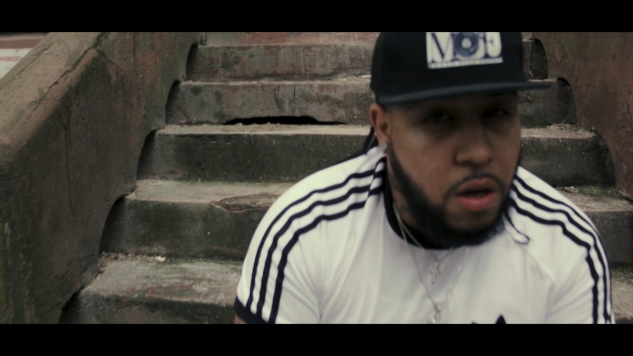 Mack Mulla - NO LOOKING BACK (OFFICIAL MUSIC VIDIEO) - YouTube