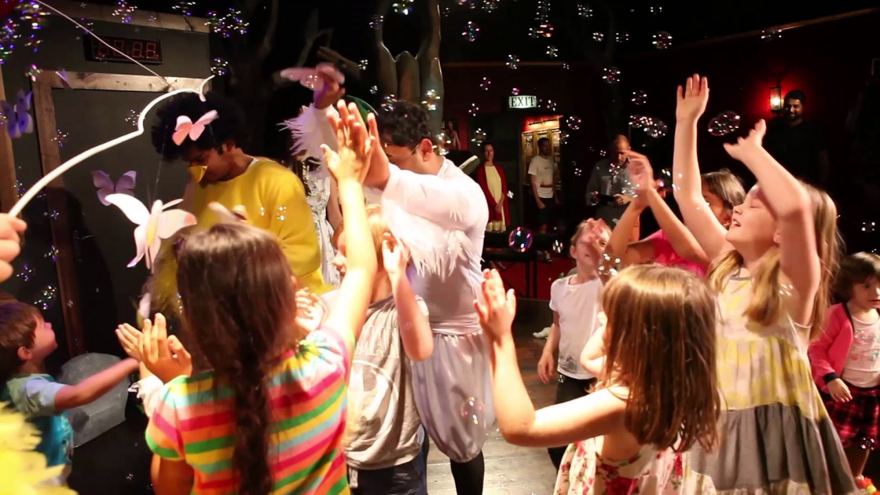 Courtyard Playhouse Improvised Kids Storytime - YouTube