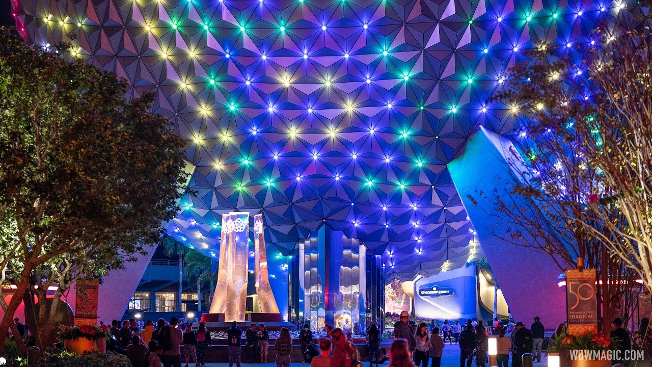 Spaceship Earth holiday lighting 2021 - YouTube