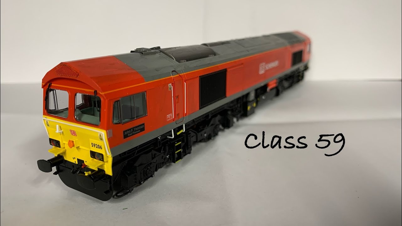 Opening the new dapol class 59 in DB livery with DCC sound - YouTube