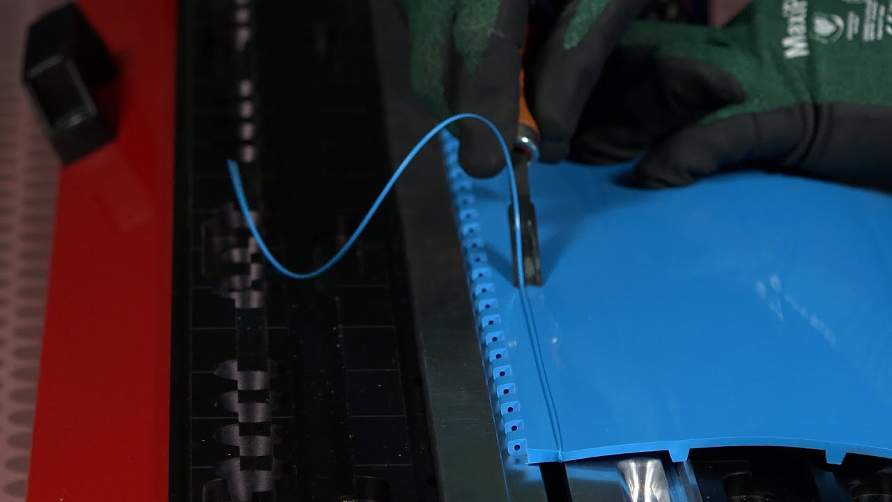 Novitool® Amigo™ Hinge Lace Splice Operation - YouTube