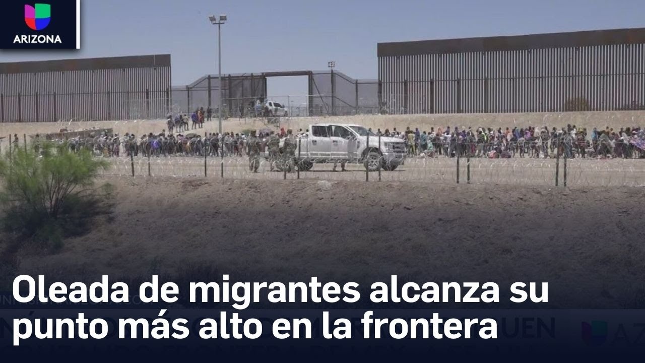 Oleada de migrantes alcanza su punto más alto en la frontera - YouTube