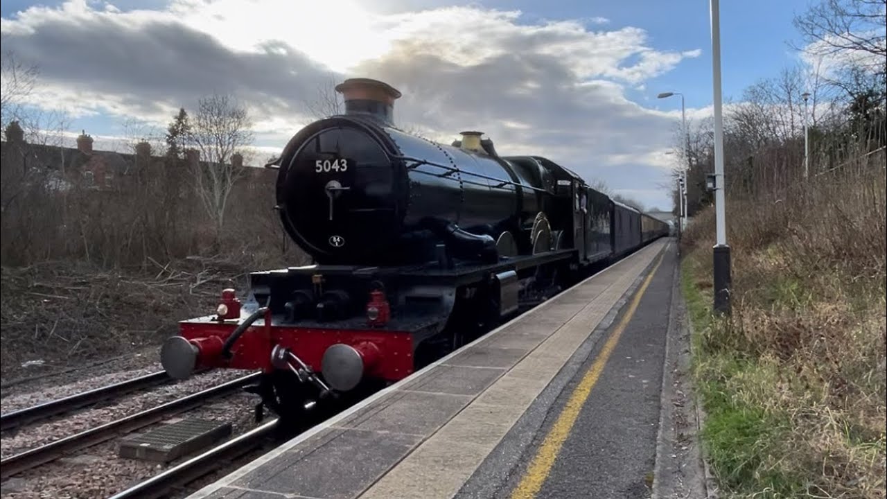 5043 Earl Of Mount Edgcumbe passing South Wigston 24.2.23 - YouTube