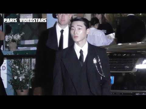 Choi San 최산 ATEEZ salutes italian fans after show Vogue World @ Milan Fashion Week 22 september 2026