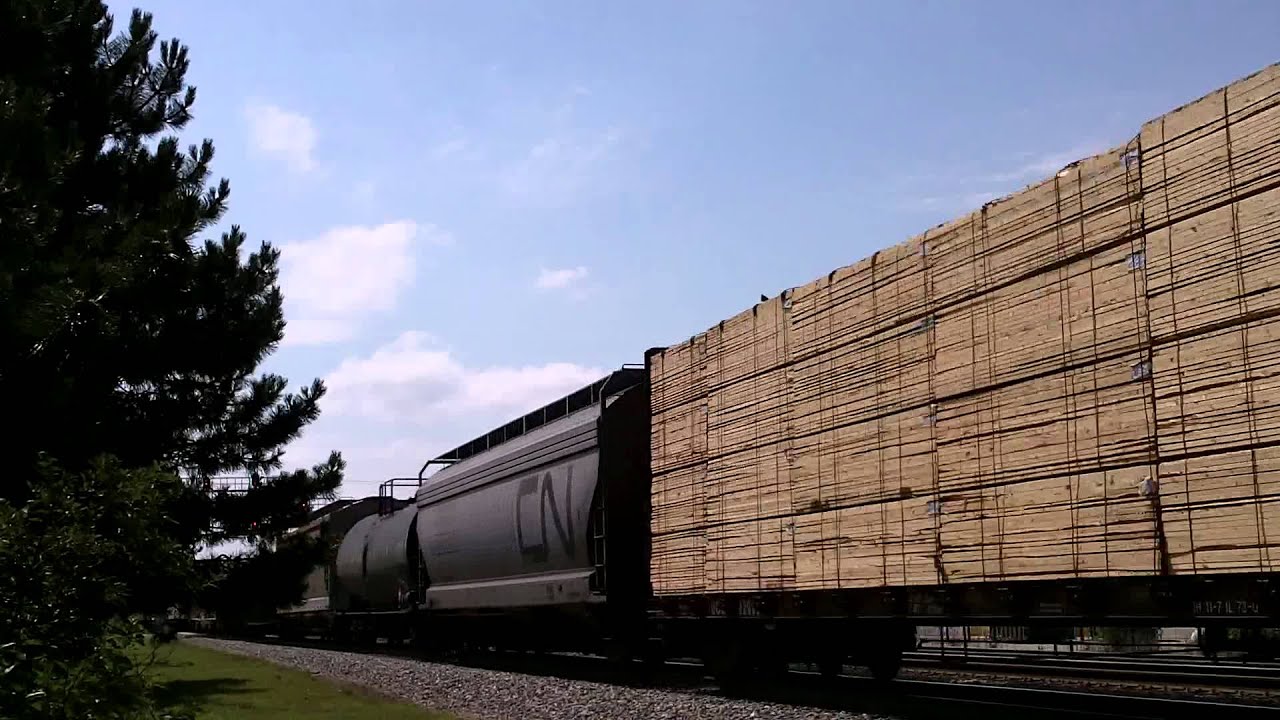 CN 5537 leads CN A-446 at River Grove, IL - YouTube