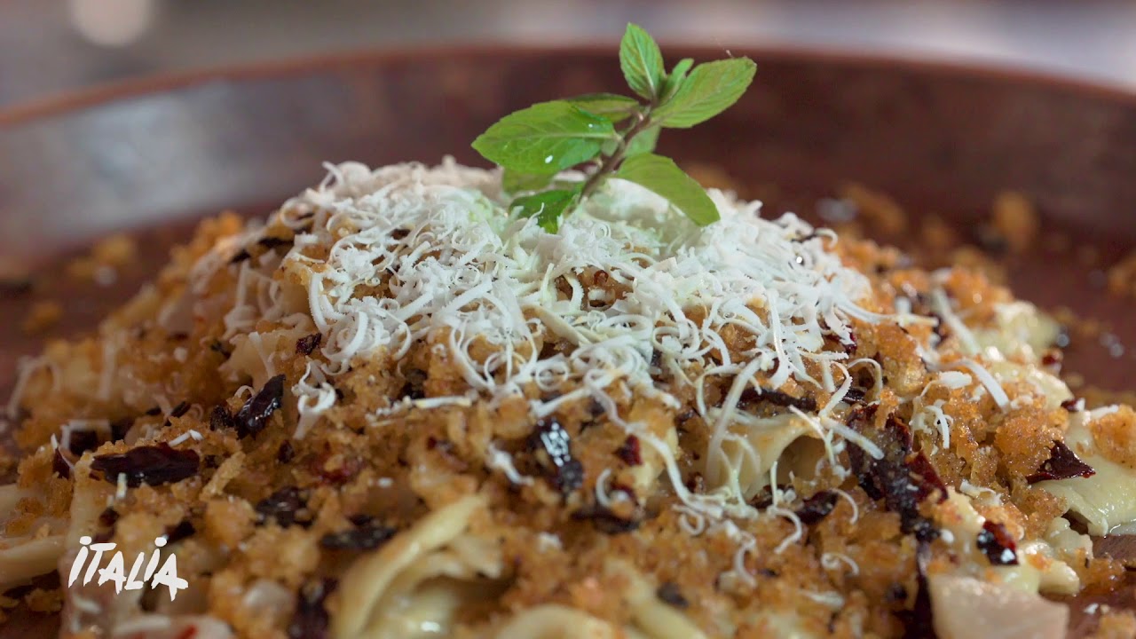Enjoy the Italian countryside – a tasty experience! - YouTube
