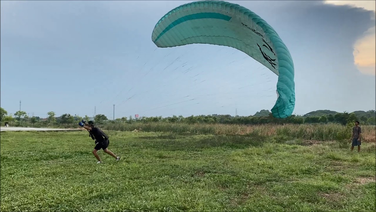 First time practice Paramotor.... - YouTube