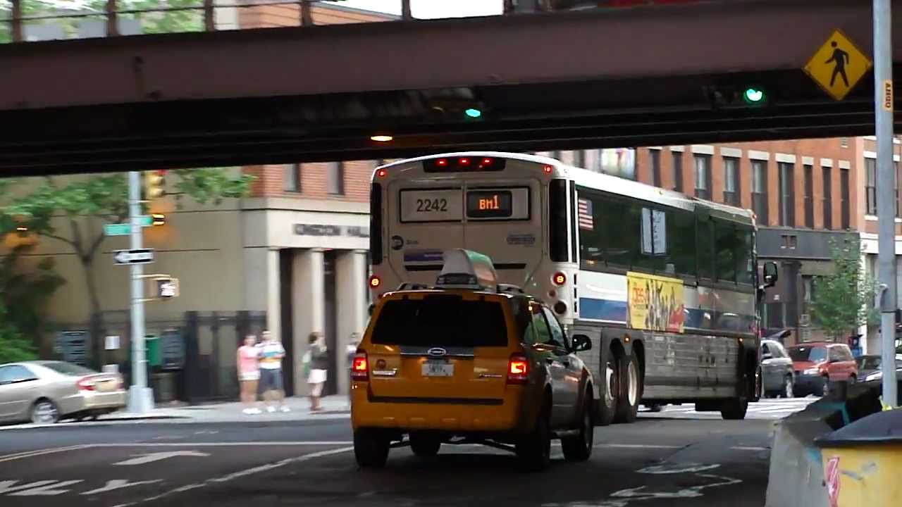 MTA Bus : MCI D4500CT 2235 & 2242 & MCI D4500CL 3230 On The BM3, BM4 ...