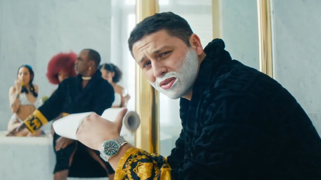 Jean-Guy -Bateau sur l'eau ft. Loris Giuliano (Clip Officiel) - YouTube