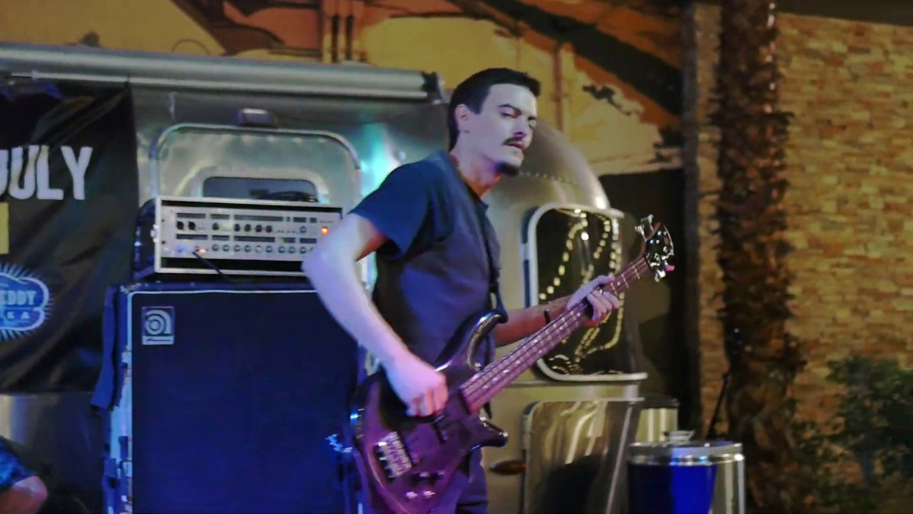 DEAD MONEY // BATTLE OF THE BANDS - YouTube