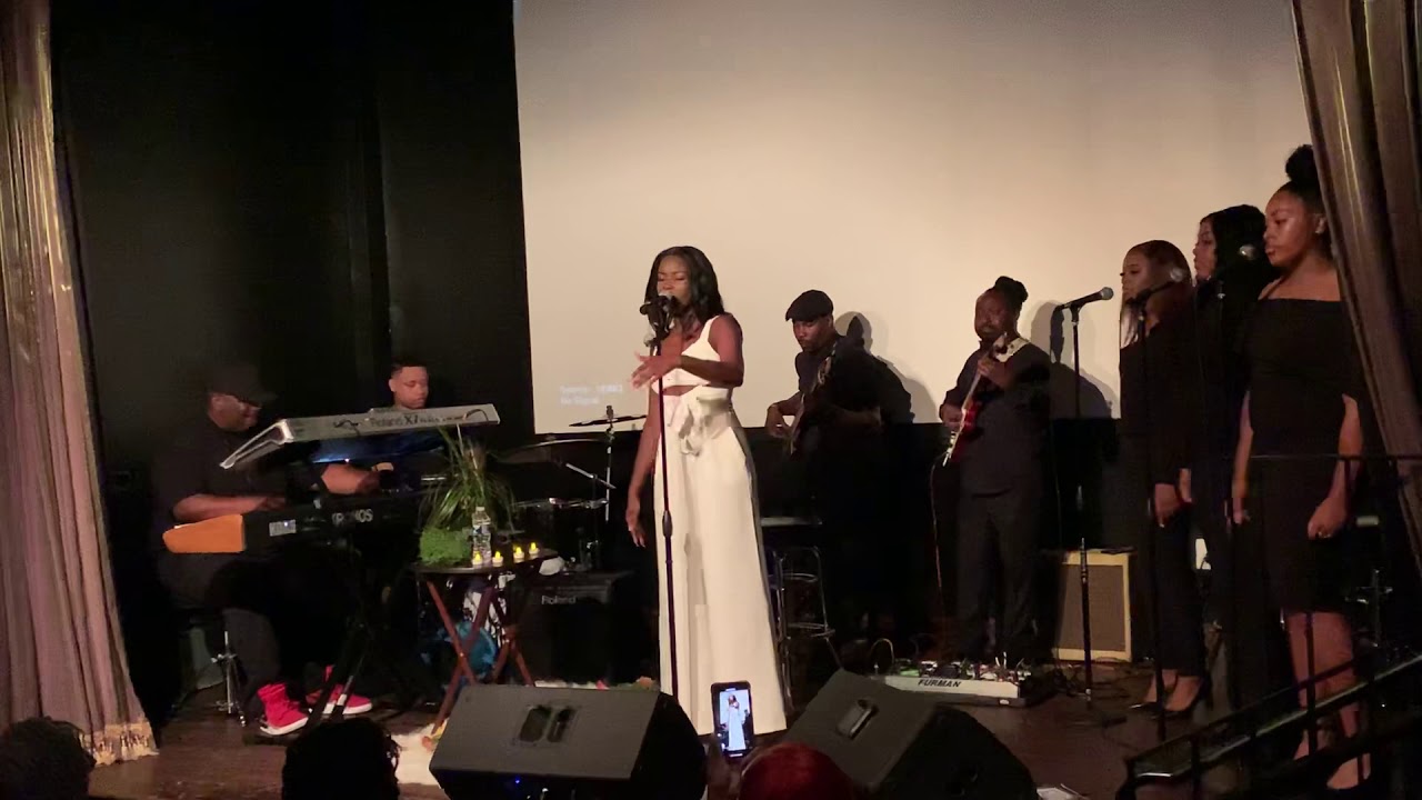 Charli Dahni - Live - YouTube