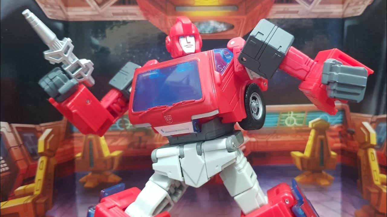 Transformers Studio series 86 Ironhide - YouTube