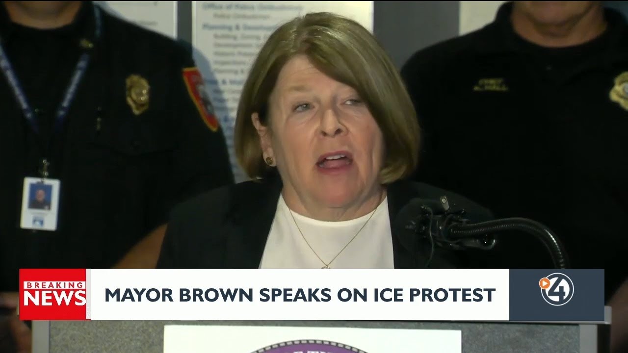 Mayor Brown speaks on ICE protest - YouTube