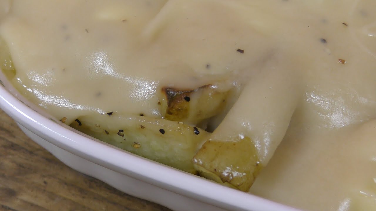 How To Make Poutine Japan-Style: Oven-Fried Potatoes & Mock Curds ...