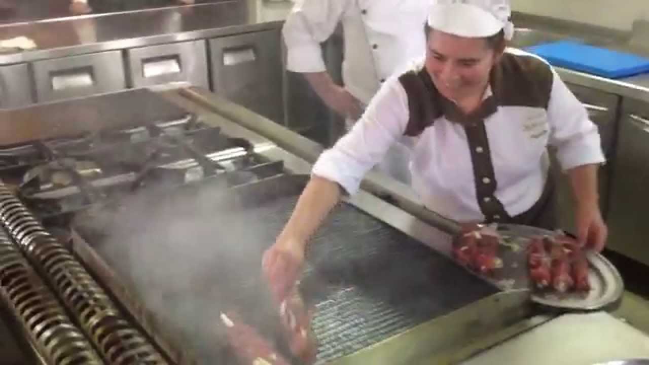 Cómo preparar una espetada 3/4. Da Quinta do Furao, Santa Ana. Madeira ...