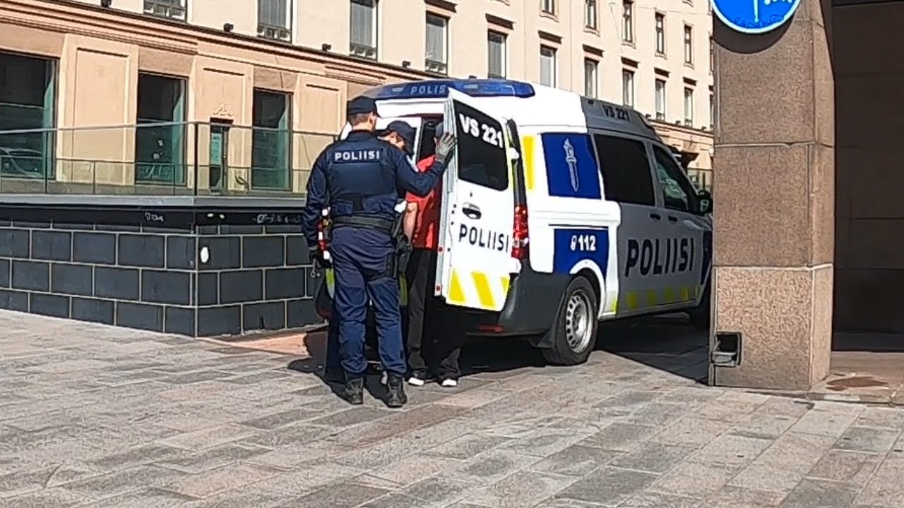 Filming Secret Service and law enforcement. police #audit #auditing ...