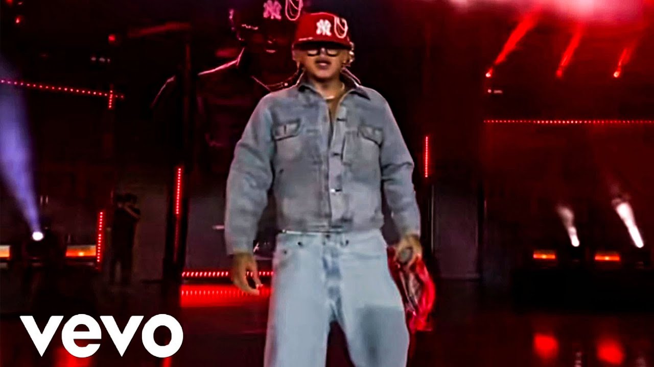 BEELE - top diesel / sobelove (En Vivo) | PREMIOS HEAT 2025 - YouTube