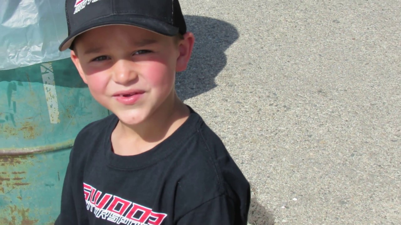 HDV MR Swoop Full Pull 2nd run ProMarine MTR Twin 85mph - YouTube