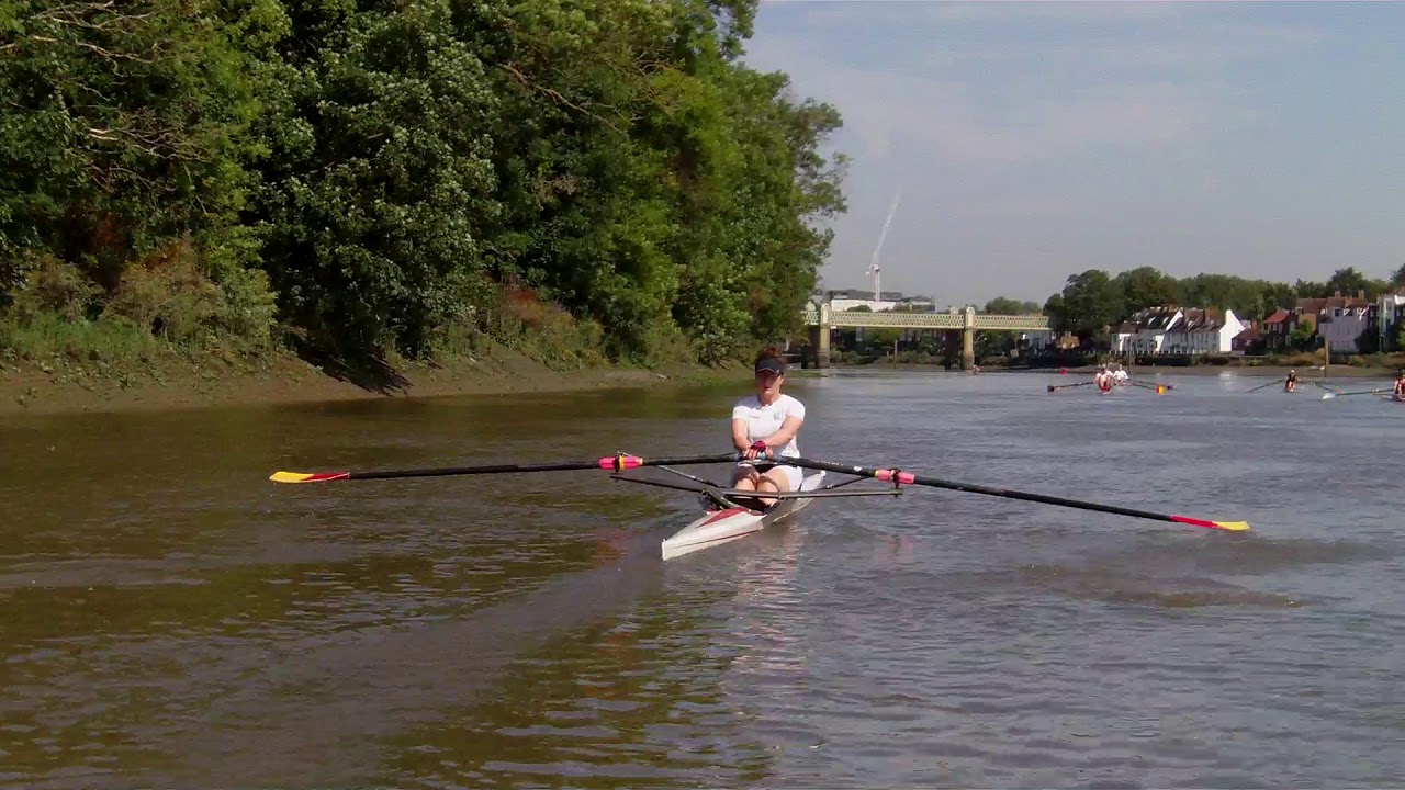 sculling courses at Tideway Scullers School - YouTube