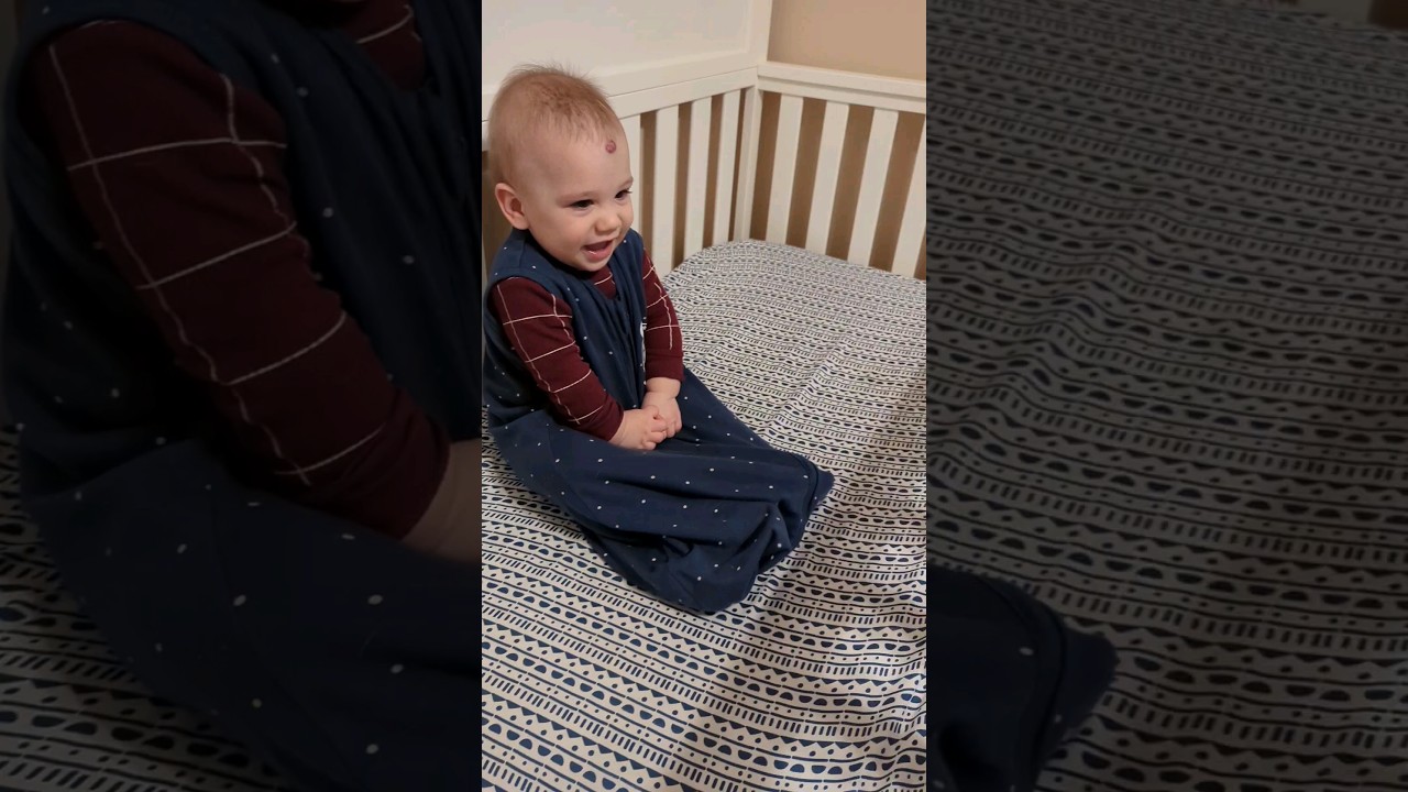 Baby does the sleep shuffle - YouTube