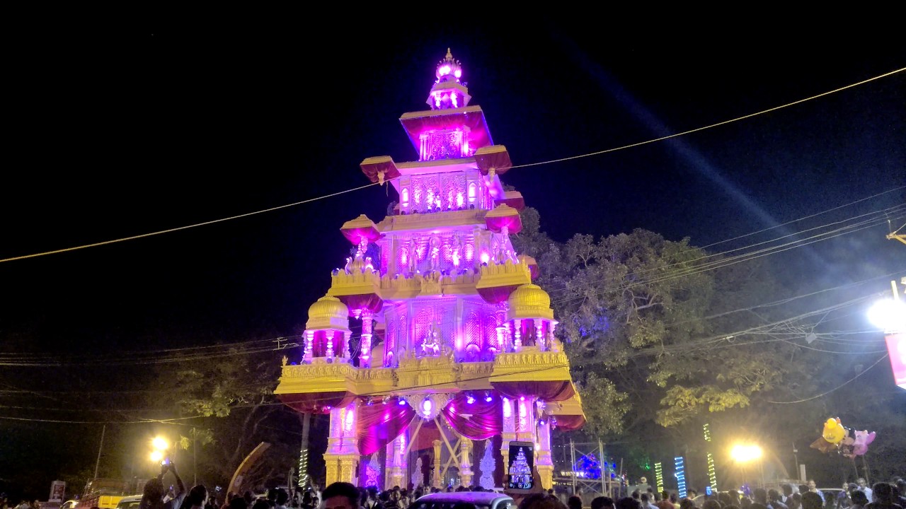 Naduvilal Panthal | Thrissur Pooram 2017 - YouTube