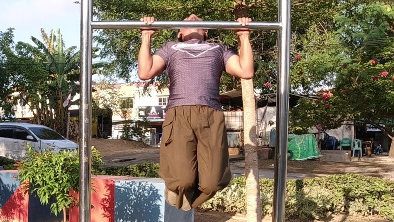 Push-up, pull-up, sit-up - YouTube