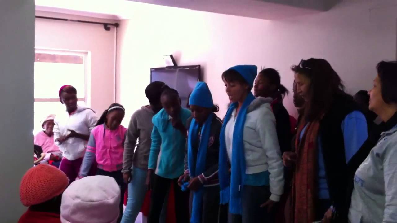 Nantes Primary School Visit for Mandela Day 2 - YouTube