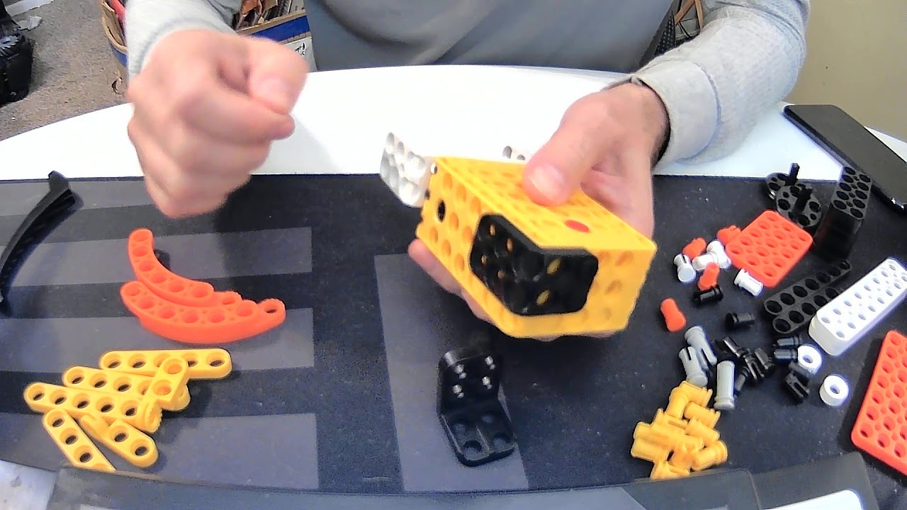 Robot Build Class number 2 #robot #robotics #robotis - YouTube