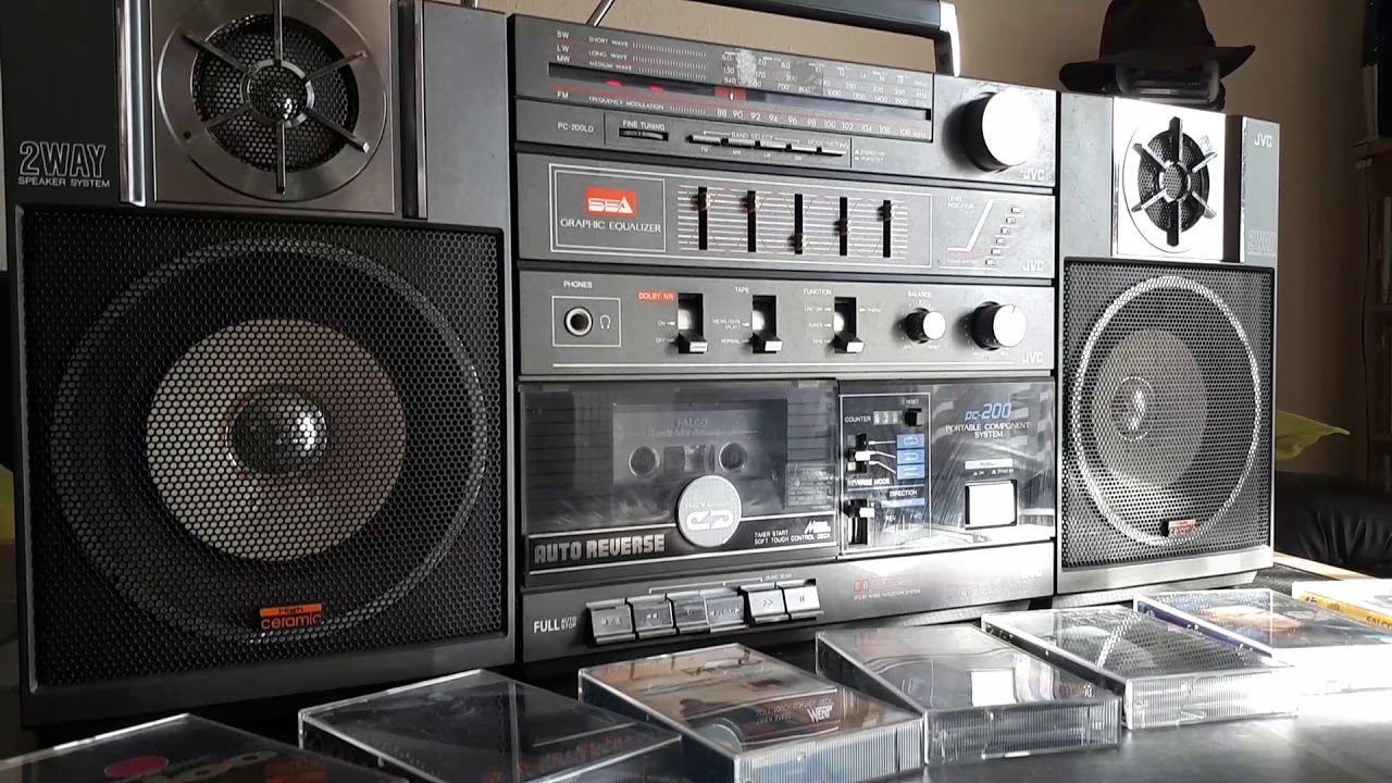 JVC PC-200 LD Ghettoblaster - YouTube