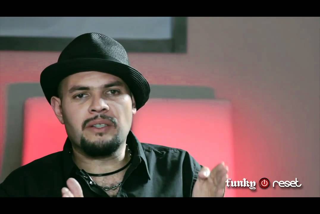 Entrevista con Funky part 1 [ CD Reset ] 2011 - YouTube
