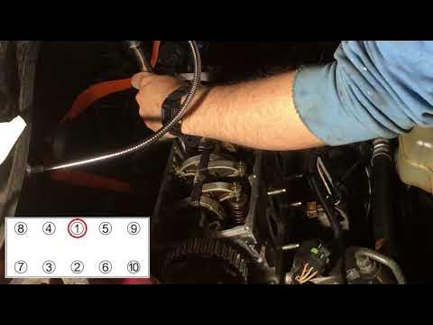 Serrage de culasse Renault Clio 2 - Serrage angulaire avec clé dynamométrique au couple de ...