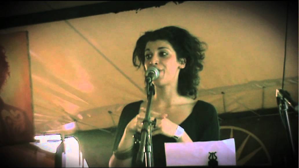 Lillence - Colors @ A38 Club - YouTube