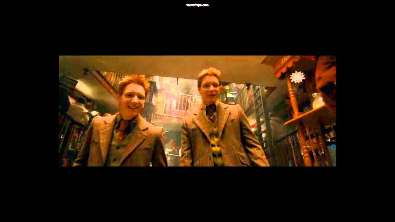 Weasley shop (Nicholas Hooper - Fireworks) - YouTube