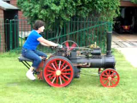 4 inch foster steam traction engine - YouTube