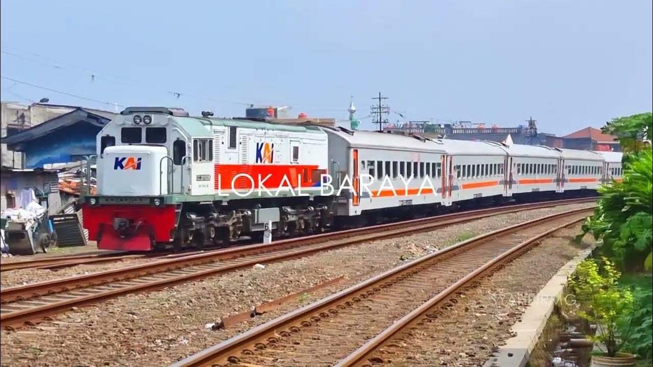 KLB Rangkaian Panjang Perlintasan Kereta Api JPL 157 Ciroyom Bandung ...