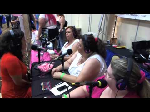 Fran w/ scalebustinbabes.com BBW FanFest 2013-07-27 SinCityBounty