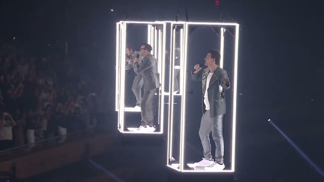 The Clock May Have Hit A New Year — But The Moment New Kids On The ...