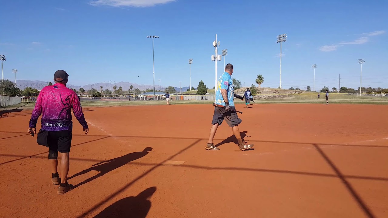 SPIDERZ batting gloves sin city mega draft softball homerun #6 - YouTube