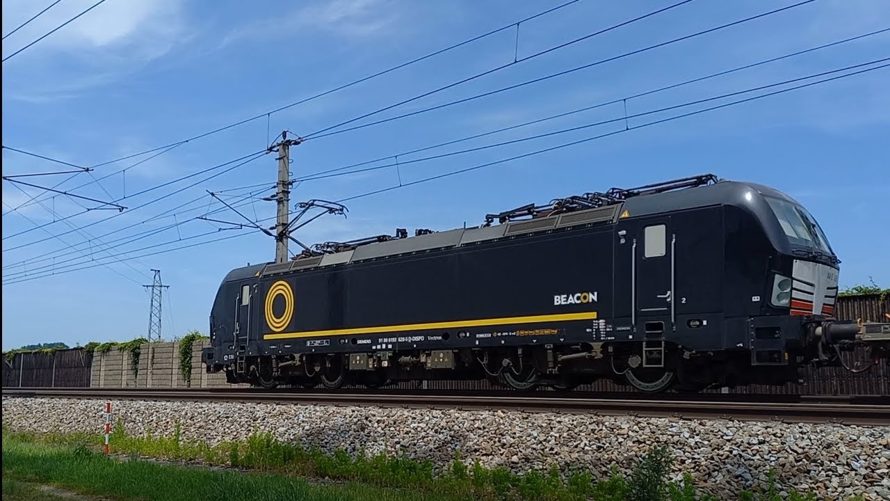 Beacon Vectron 🖤 mit Güterzug - YouTube
