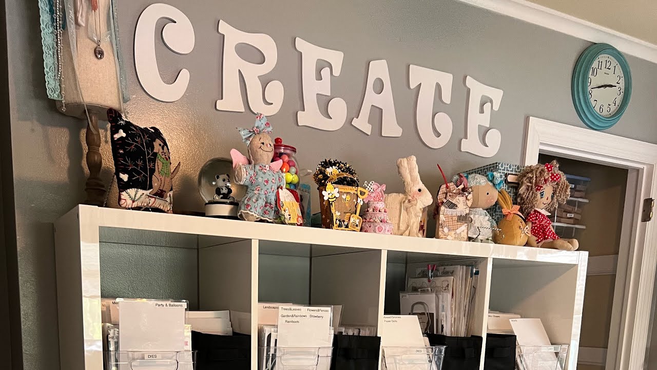 My room , die storage idea for Maxine ! - YouTube