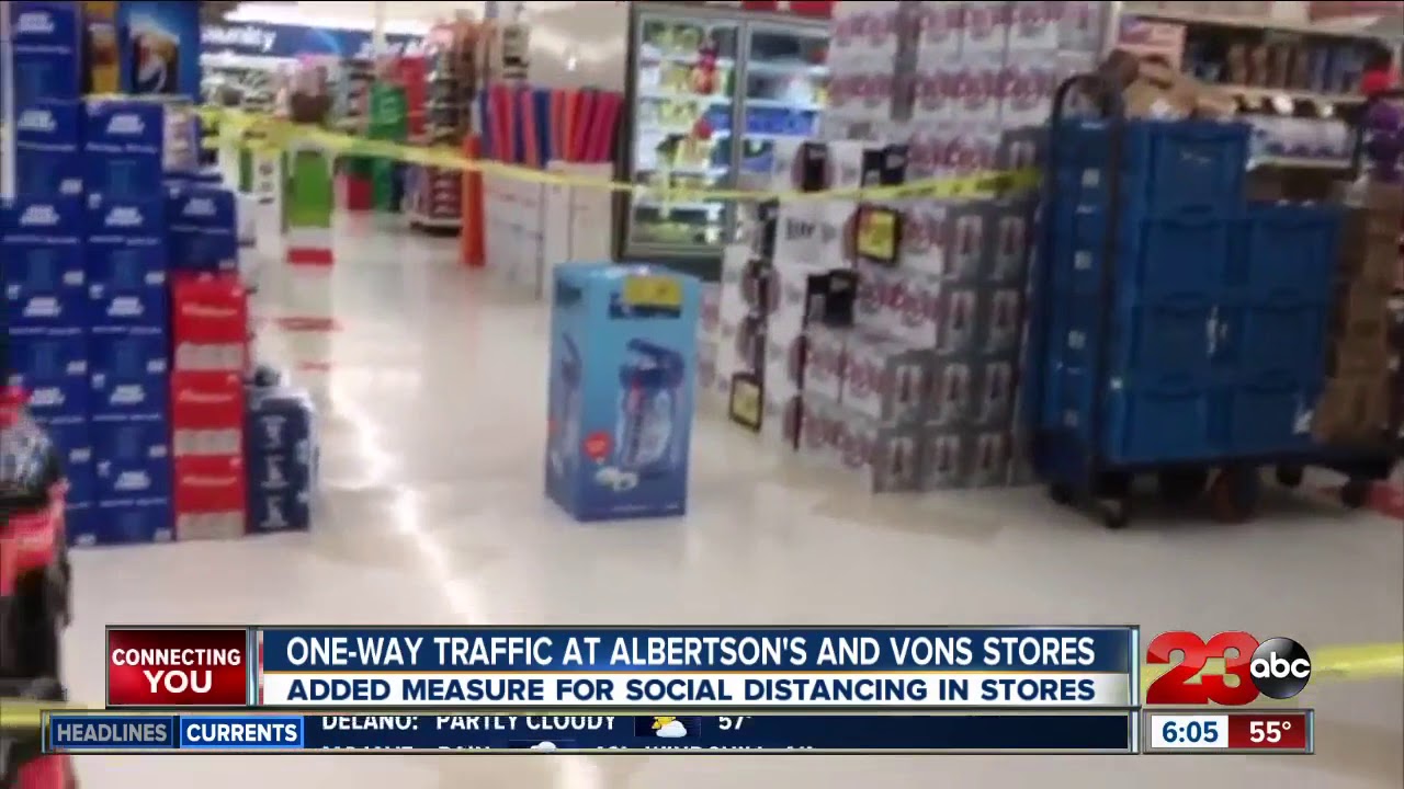 One-way aisles at Albertsons - YouTube