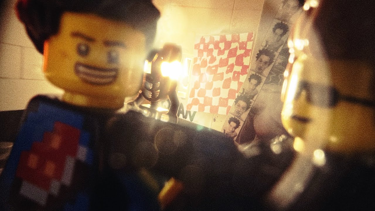 Sirenhead Summer Love [LEGO MLG KID] - YouTube